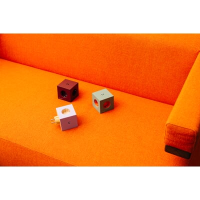 Steckdose Square 2, Lila-Gelb | MAGAZIN