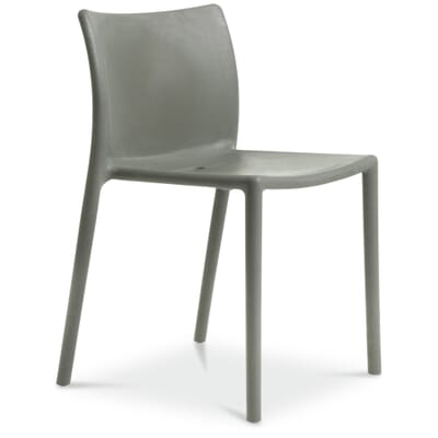 Schlichte Stühle kaufen | MAGAZIN